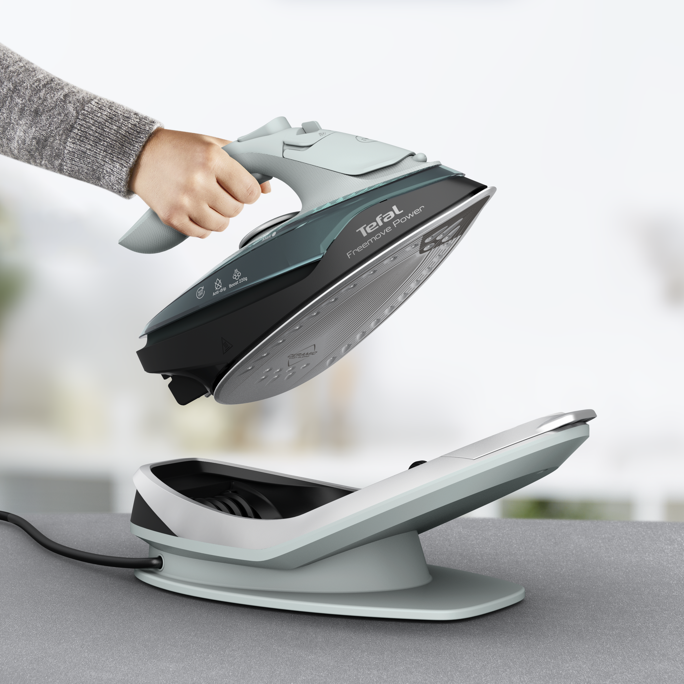 Freemove Power Kabelloses Dampfbügeleisen FV6670 | Dampfbügeleisen | Tefal
